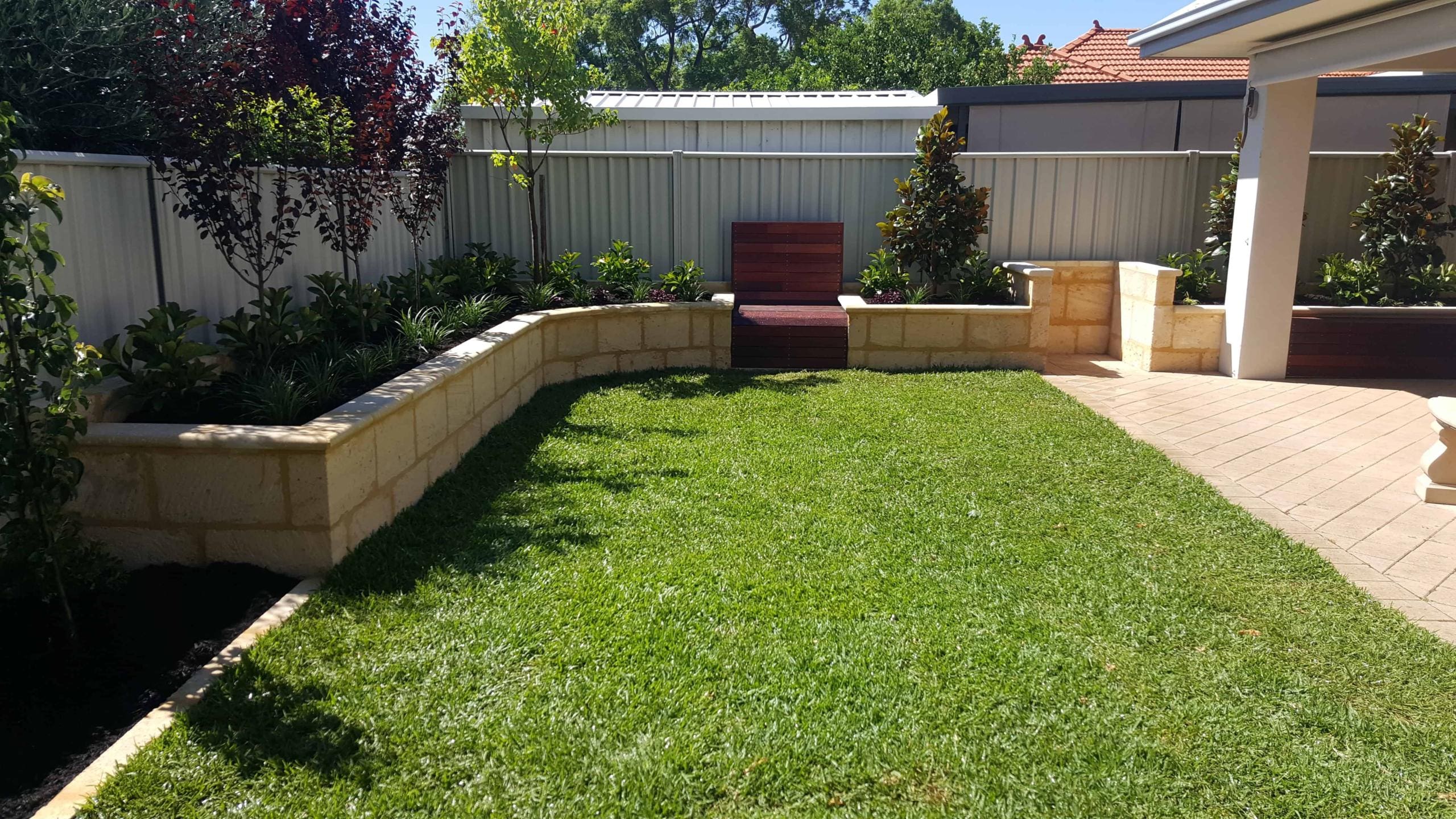 Retaining walls Perth | Landscaping Retaining Wall | Retaining Wall Garden